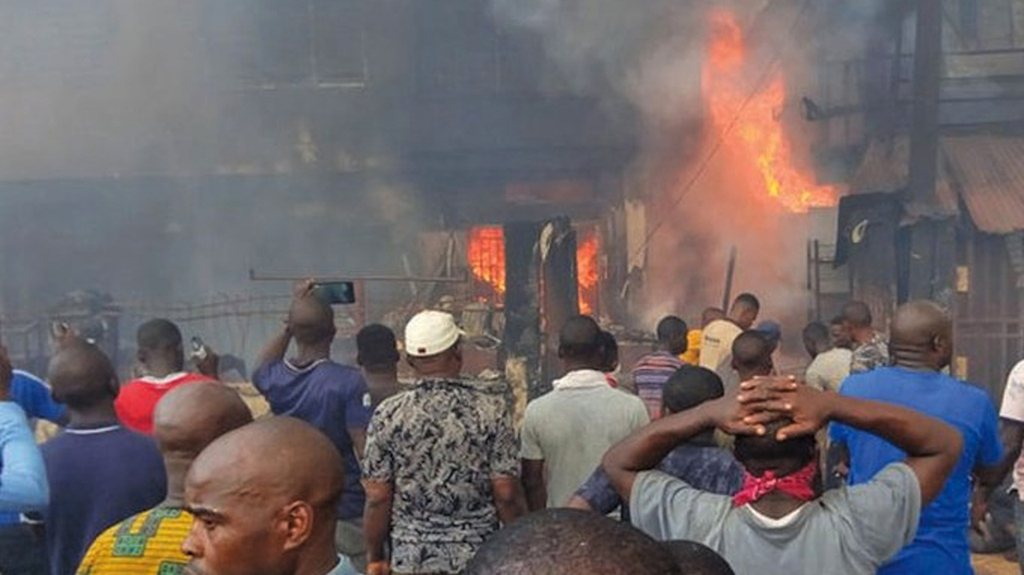 Fire Outbreak In Dugbe Market, Ibadan