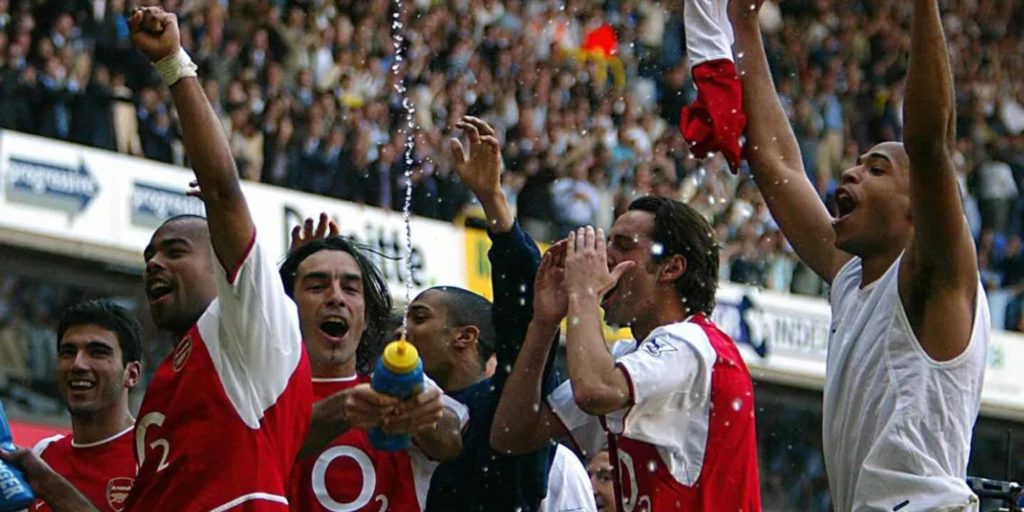 These 10 Pictures Will Make Any Arsenal Fan Cry
