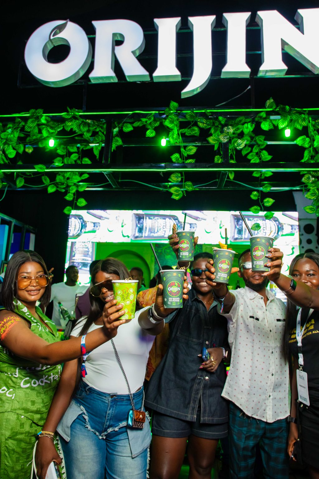 Fresh Ways Nigerians Everywhere Are Enjoying Orijin | Zikoko!